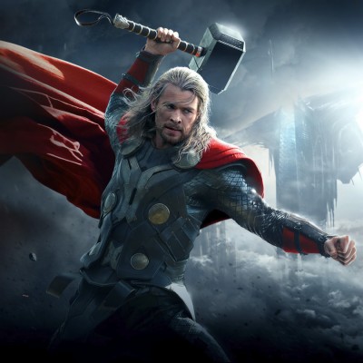 Thor Holding His Hammer - 900x900 Wallpaper - teahub.io