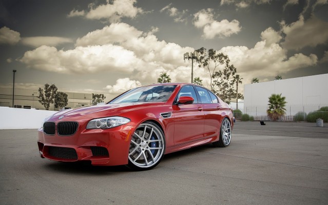 Red Bmw Silver Rims - 1958x1224 Wallpaper - teahub.io