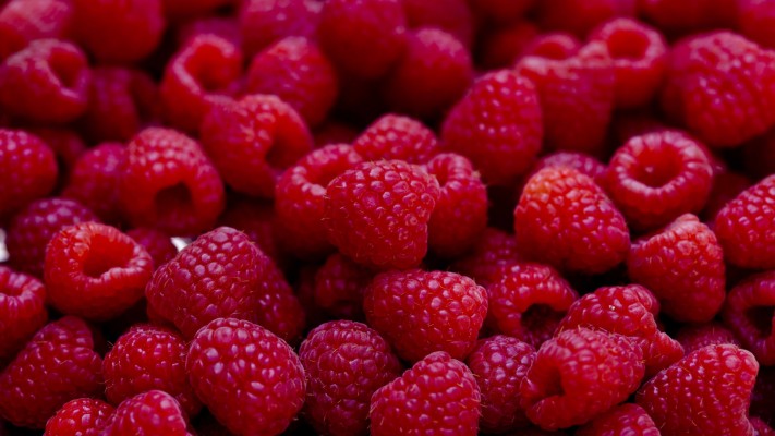 Cute Raspberries - 2560x1600 Wallpaper - teahub.io