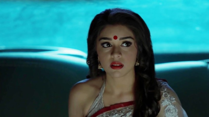 Raja Rani Wallpapers - Nayanthara In Raja Rani - 1024x768 Wallpaper ...