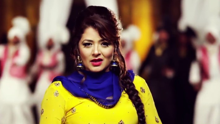 Gunjan Walia - 650x971 Wallpaper - teahub.io