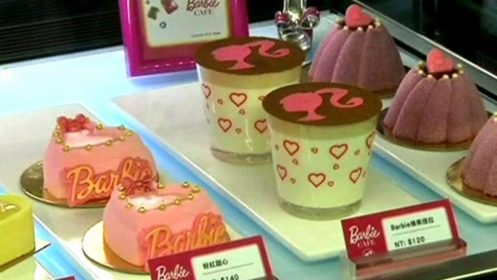 Barbie Cafe Taiwan - 1024x576 Wallpaper - teahub.io