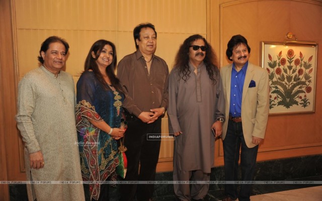 Ghazal Hd Picture Download - 1024x768 Wallpaper - teahub.io