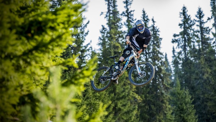 Downhill Wallpaper Downhill Mountain Downhill - 2048x1152 Wallpaper ...