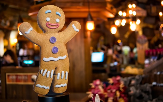 Gingerbread Man Running Shrek