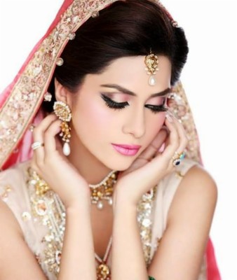 Beauty Parlour Makeup Girl - 960x1135 Wallpaper - teahub.io