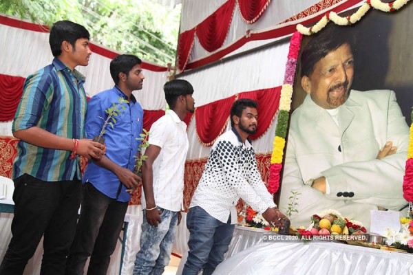 Vishnuvardhan Photos - Vishnuvardhan Photos In Hd - 680x959 Wallpaper ...