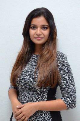 Swathi Reddy Legs Hd - 1065x1600 Wallpaper - teahub.io