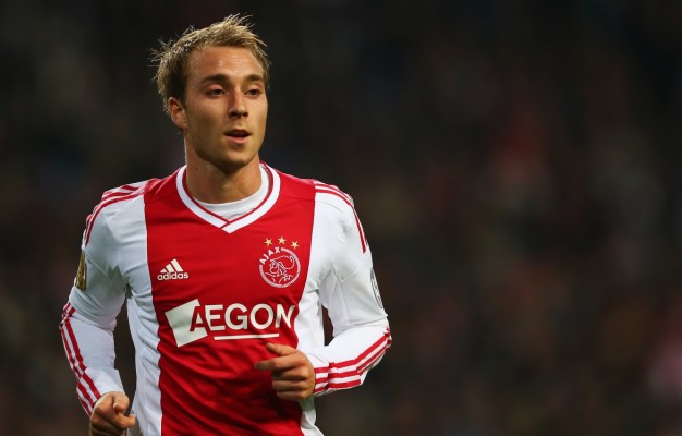 Photo Wallpaper Sport, Football, Christian, Football, - Young Christian ...