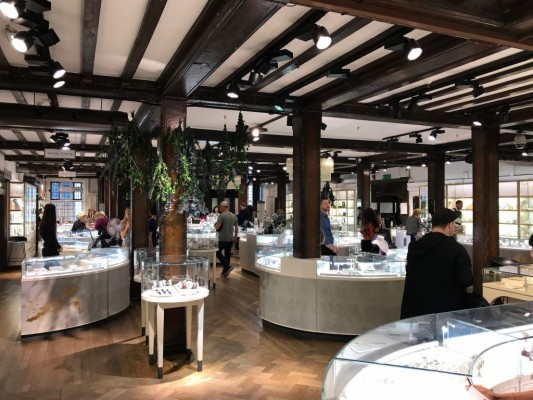 Liberty London - 1024x768 Wallpaper - teahub.io