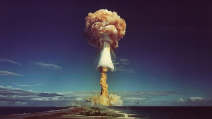 Mushroom Cloud Nuclear Explosion - 1366x768 Wallpaper - teahub.io