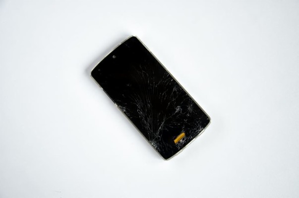 Smartphone Broken - 1400x1050 Wallpaper - teahub.io