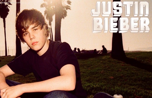 Image - Justin Bieber My World Booklet - 930x600 Wallpaper - teahub.io