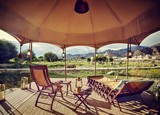 Tend Type Hotel Outside - 4389x3152 Wallpaper - teahub.io