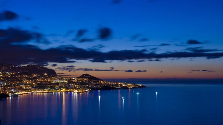 Funchal 4k - 2560x1440 Wallpaper - teahub.io