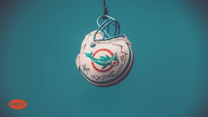 Locket - 2200x2200 Wallpaper - teahub.io