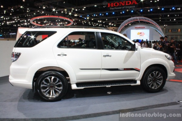 Toyota Fortuner 2014 Trd Kit - 1152x768 Wallpaper - teahub.io