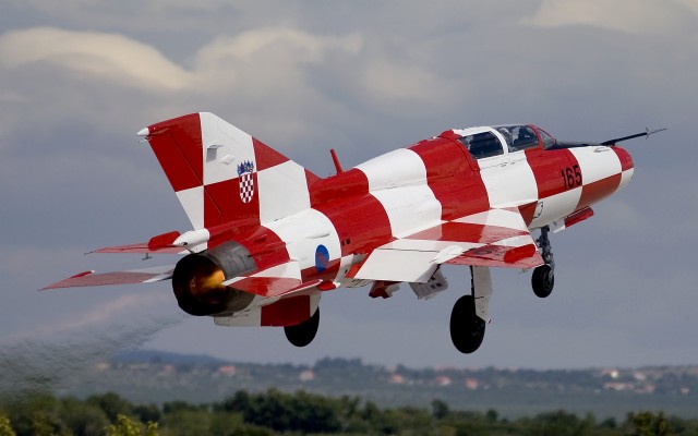 Mikoyan Gurevich Mig - Uae Next Gen Fighter Jet - 1920x1200 Wallpaper ...