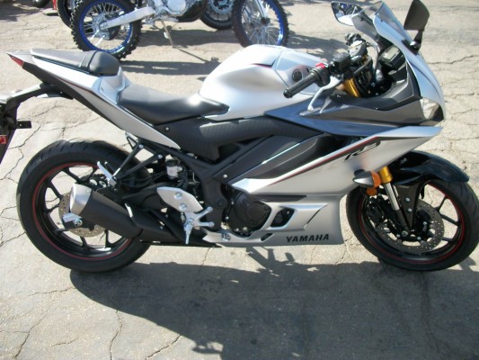 2020 Yamaha R3 Matte Silver - 1920x1440 Wallpaper - teahub.io