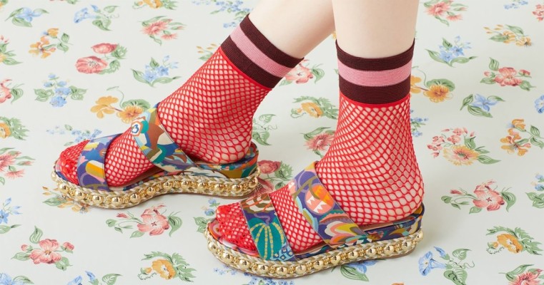 Sandal - 1600x1200 Wallpaper - teahub.io