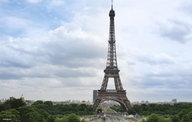 Attractions, The Eiffel Tower In Paris, France Wallpaper,attractions ...