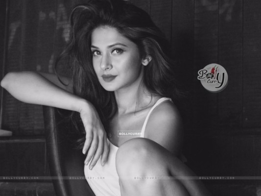 Photoshoot Jennifer Winget - 683x1024 Wallpaper - teahub.io