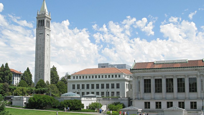 Front Of Doe Library, Uc Berkeley By K - Doe Memorial Library ...