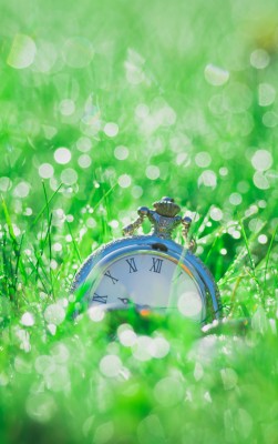 Clock In The Mobile Phone - 1600x1200 Wallpaper - teahub.io