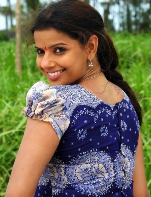 Madhu Sharma Hd Wallpapers - Photo Shoot - 785x1024 Wallpaper - teahub.io