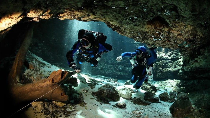 Cave Diving Wallpaper Hd - 2048x1536 Wallpaper - teahub.io