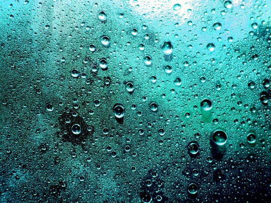 Water Drop On Screen - 1600x1200 Wallpaper - teahub.io