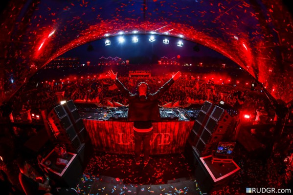 Tomorrowland View From Stage - 3000x1501 Wallpaper - teahub.io