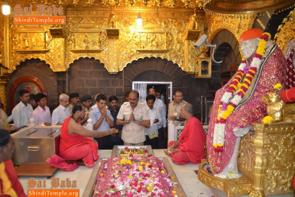 Sai Baba Tajuddin Baba Gajanan Maharaj - 1000x1000 Wallpaper - teahub.io