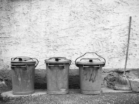 Garbage, Garbage Can, Dustbin, Waste, Waste Disposal, - 910x682 ...