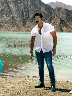 Pawan Singh Hd Wallpaper - Pawan Singh New Photo 2019 - 720x960 ...