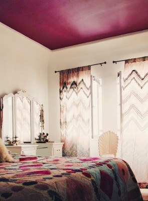 Burgundy Ceiling - 620x840 Wallpaper - teahub.io