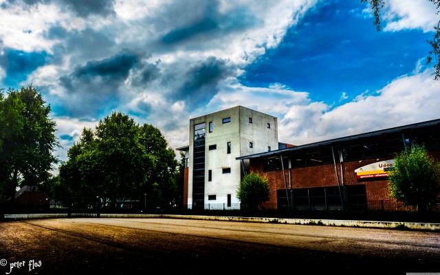 School Building Wallpaper Hd - 5120x3200 Wallpaper - teahub.io