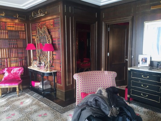 Wall Victoria Secret Room - 1050x1050 Wallpaper - teahub.io
