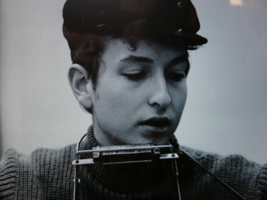 Bob Dylan Desktop Wallpaper - Young Bob Dylan - 1600x1200 Wallpaper ...