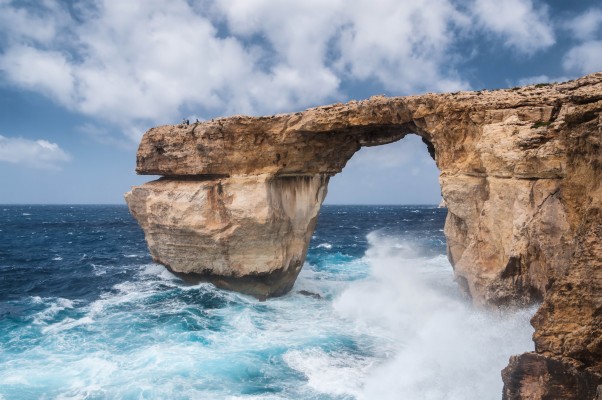 Azure Window - 3954x2626 Wallpaper - teahub.io