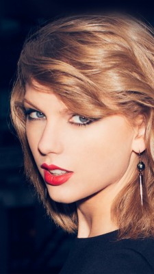 Taylor Swift, Face Portrait, Close-up, Red Lips - 1280x1024 Wallpaper ...