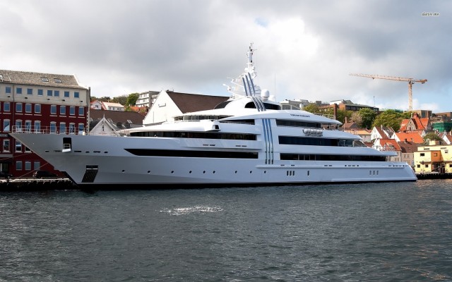 Vibrant Curiosity Yacht - 1680x1050 Wallpaper - teahub.io