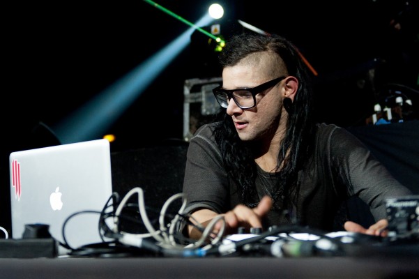 Dj Skrillex Wallpaper Hd - 1803x1200 Wallpaper - teahub.io