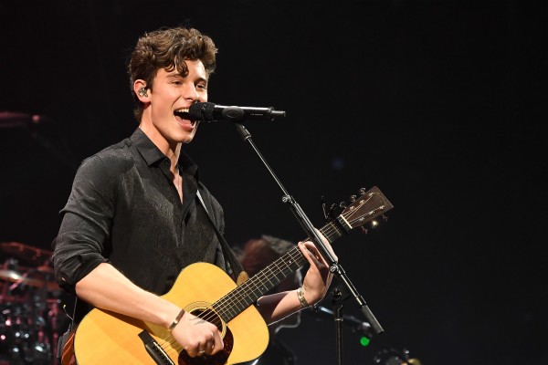 Singer Shawn Mendes - 4626x3084 Wallpaper - teahub.io