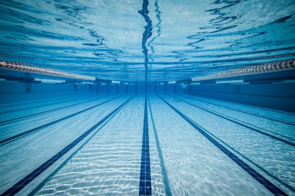 Inside Of A Pool - 1500x1000 Wallpaper - teahub.io