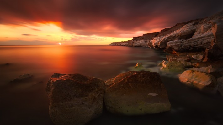 Sunrise At Sunset Cliff - 2560x1440 Wallpaper - teahub.io
