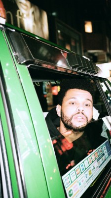 Weeknd Heartless Gif - 1600x1200 Wallpaper - teahub.io