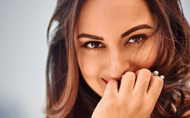 Ultra Hd Sonakshi Sinha Hd - 2880x1800 Wallpaper - teahub.io