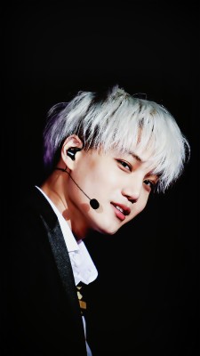 Kai Entertainer Born 1994 - 540x960 Wallpaper - teahub.io