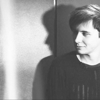 Dan Howell At Pride - 1024x768 Wallpaper - teahub.io